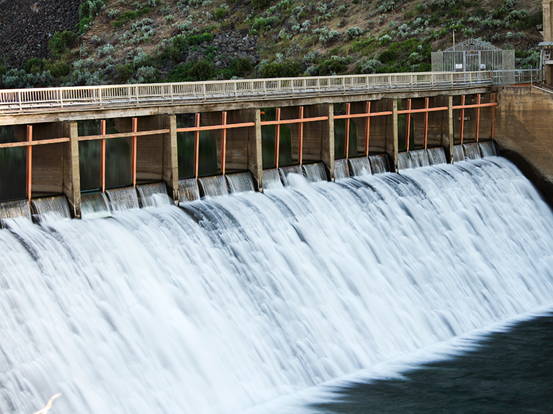 What the Renewable Energy Sector Can Learn from Mining, Oil, and Gas ...